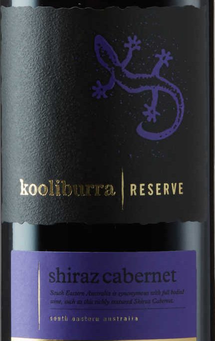 Weekly Winedown #35 - Kooliburra Shiraz Cabernet : Me, Annie Bee.